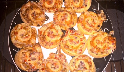 Receptes.lv - Lieldienu smilšu mīklas cepumi