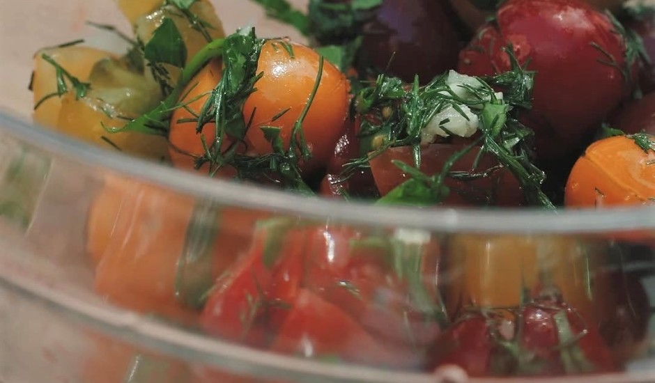 Receptes.lv — Marinēti ķiršu tomātiņi